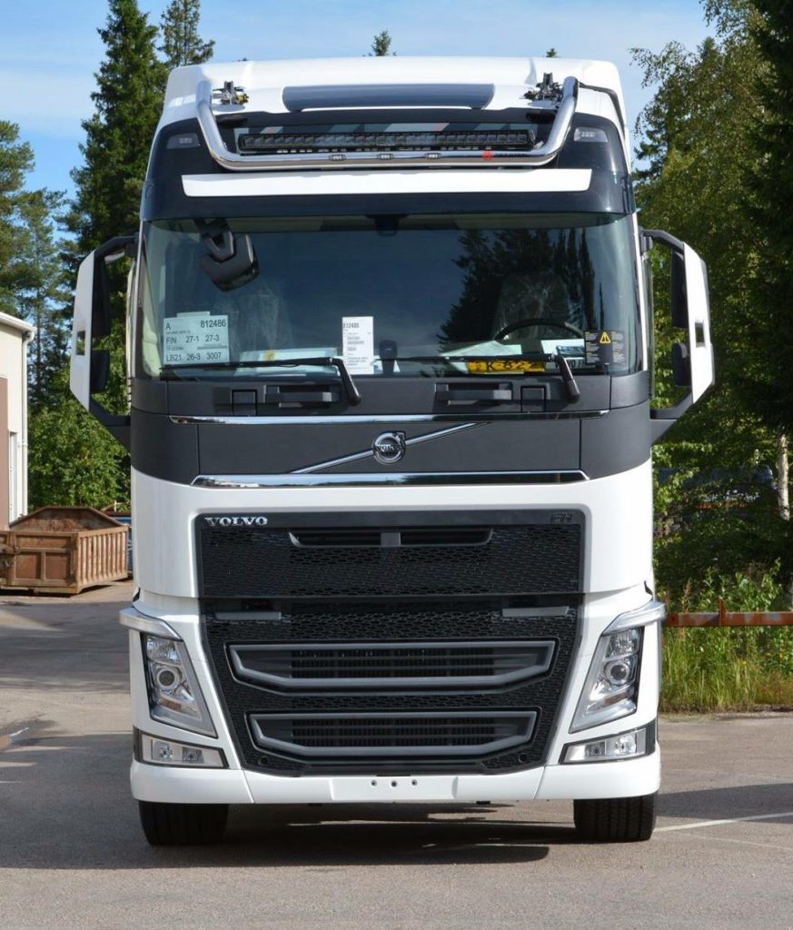 Roof Bar V2.0 Volvo FH4 Globetrotter - RST-Steel