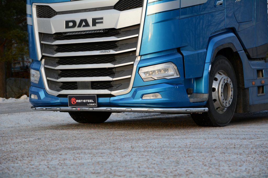 Front spoiler bar DAF XF / XG / XG+, 22-, with a air deflector under ...