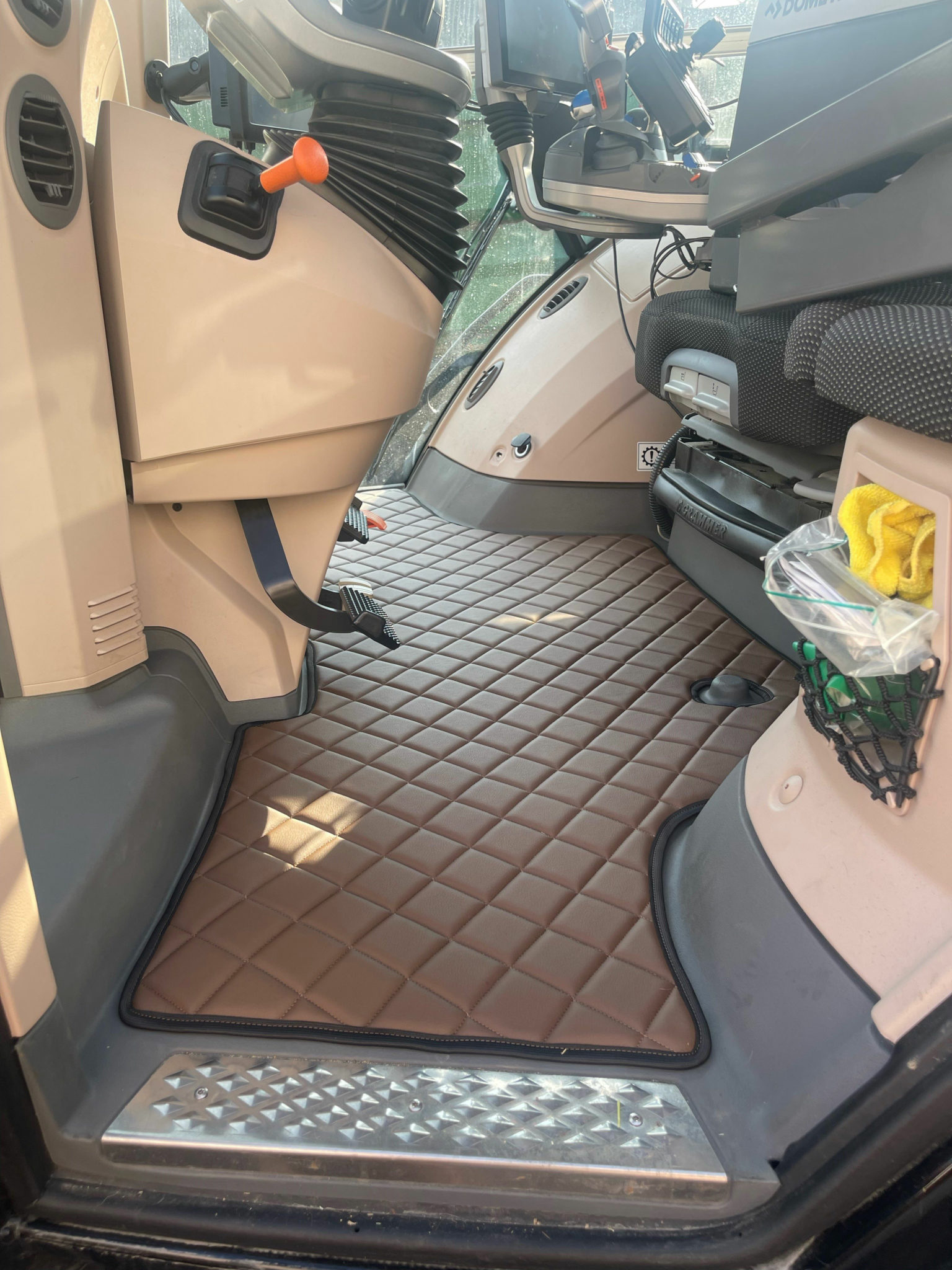 Floor Mats Fendt Vario 900 2017-2019 - RST-Steel