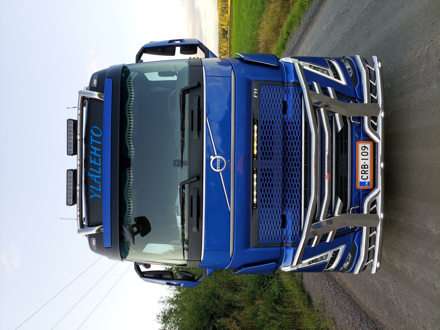 Bull Bar Lite Volvo FH/FM 2021- RST-Steel