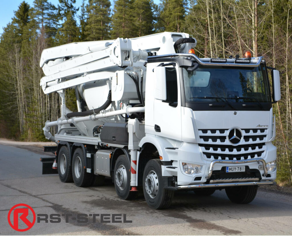 Roof Bar With Side Extensions Mercedes-Benz Arocs - RST-Steel