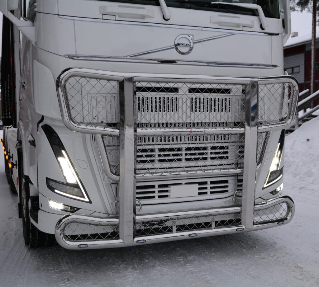 Bull Bar Freeway Volvo FH 2021- RST-Steel