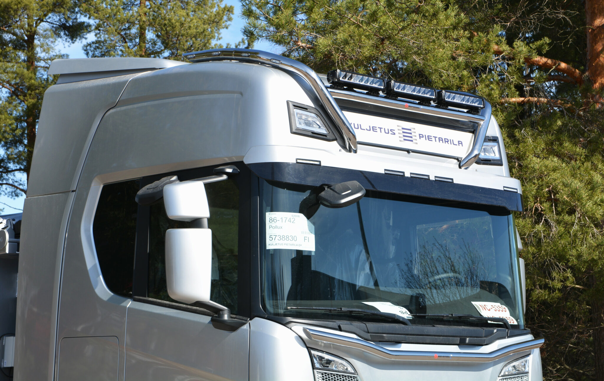 Roof Bar with short side extensions (20H), Scania NextGen 2017 ...