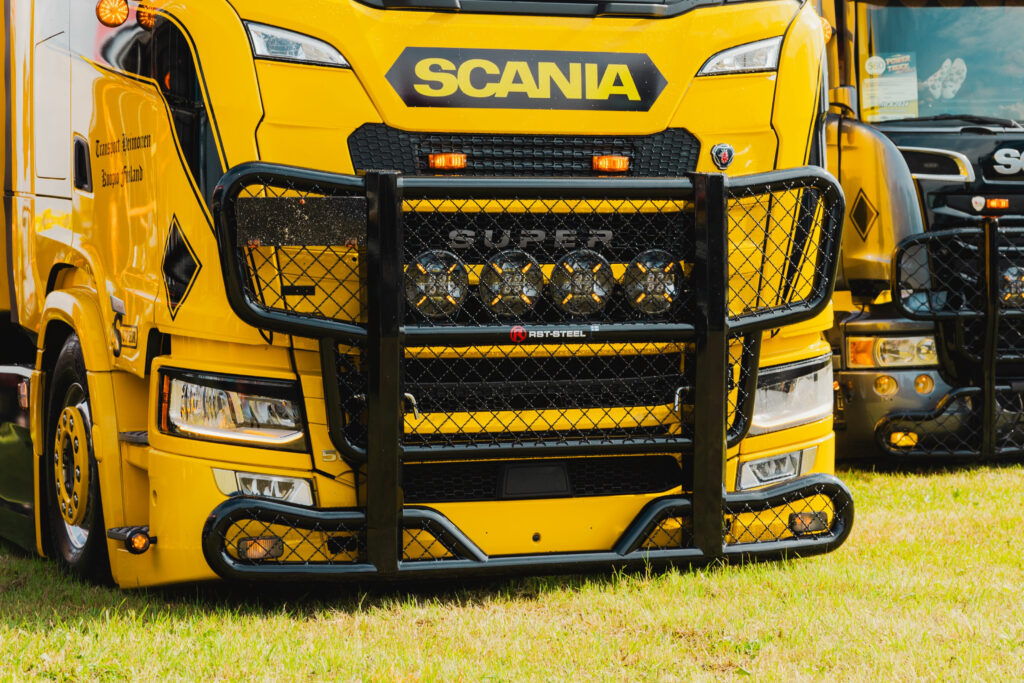 Bull Bar Freeway Scania NextGen R / S 2017- RST-Steel