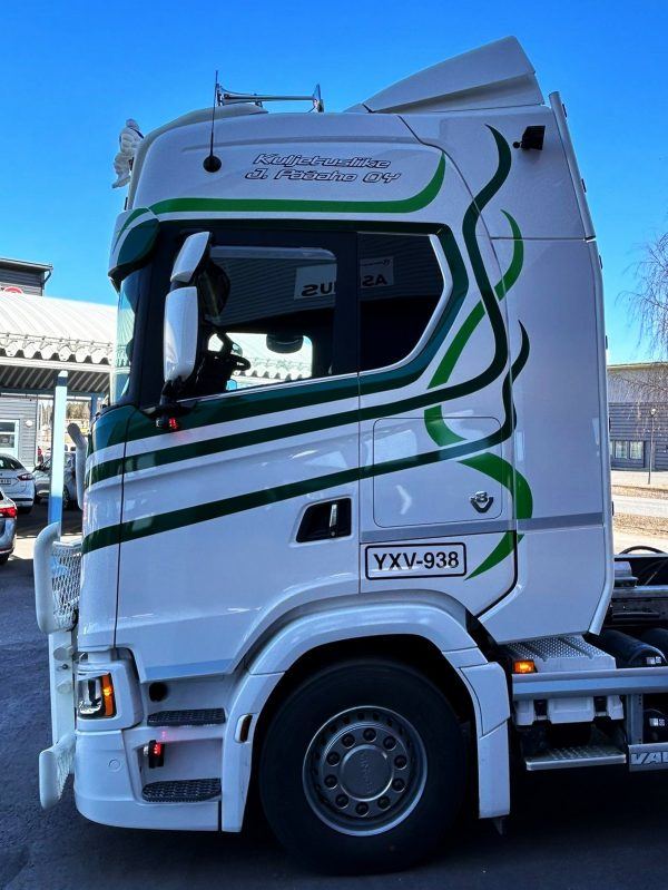 Decorative Pipes V-Line V15 Scania NextGen S Highline S45/53 - RST-Steel